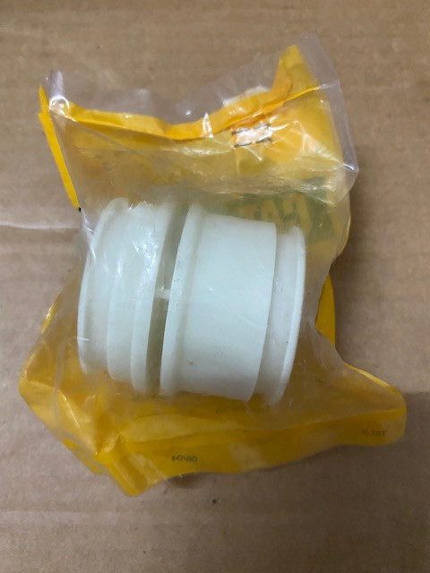 SLEEVE-OUTLET/ ĐỆM GIẢM CHẤN 109-7279 - Phụ tùng Caterpillar