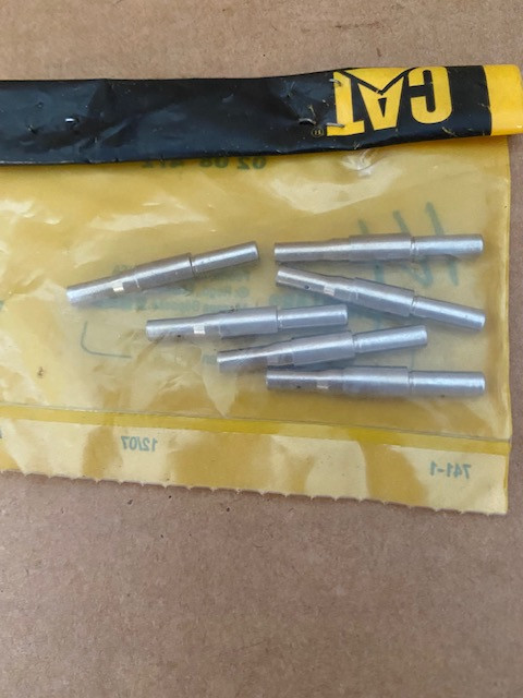 SOCKET CONNECTOR/ GIẮC CẮM 8N-1541 - Phụ tùng Caterpillar